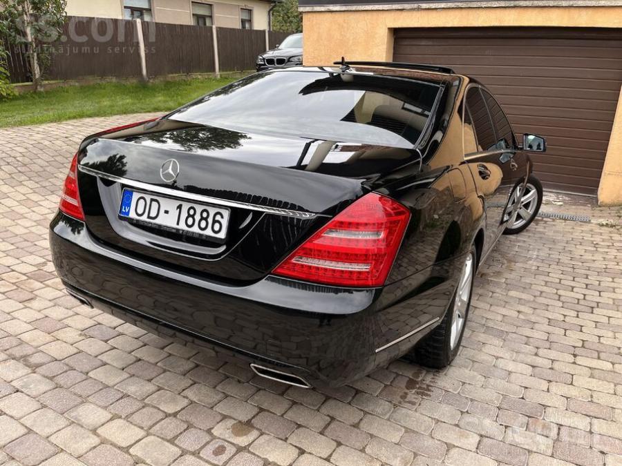 Melns Mercedes-Benz S 350 2010 Rīga, ar dzinēja tilpumu 3.00 L un nobraukumu 298 tūkst. km par 10300 €, foto 6 vietnē AUTOMOTO.COM.LV