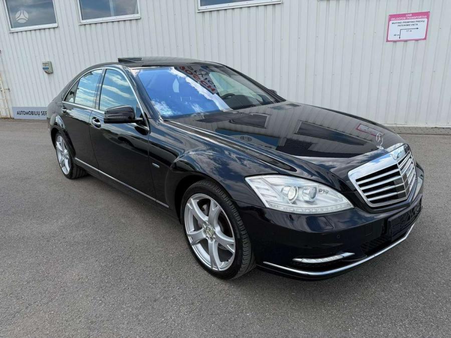 Melns Mercedes-Benz S 350 2010 Marijampole, ar dzinēja tilpumu 2.99 L un nobraukumu 320 tūkst. km par 10999 €, foto 6 vietnē AUTOMOTO.COM.LV