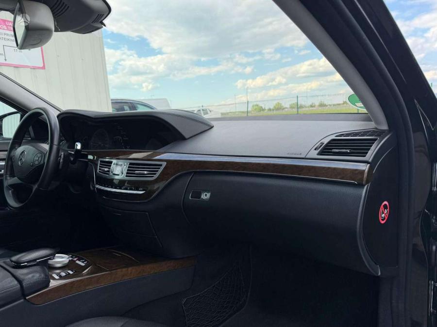 Melns Mercedes-Benz S 350 2010 Marijampole, ar dzinēja tilpumu 2.99 L un nobraukumu 320 tūkst. km par 10999 €, foto 9 vietnē AUTOMOTO.COM.LV