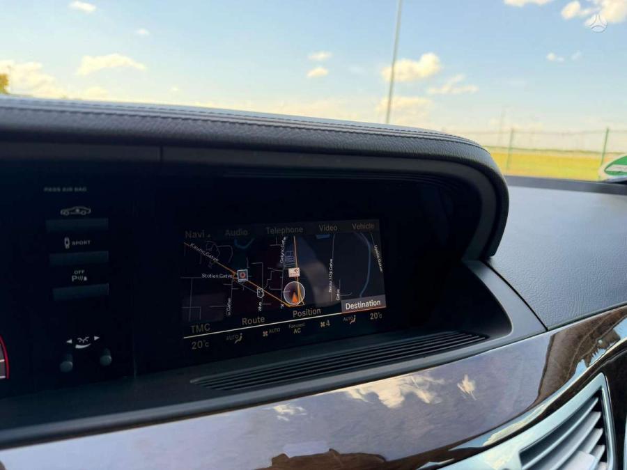 Melns Mercedes-Benz S 350 2010 Marijampole, ar dzinēja tilpumu 2.99 L un nobraukumu 320 tūkst. km par 10999 €, foto 27 vietnē AUTOMOTO.COM.LV