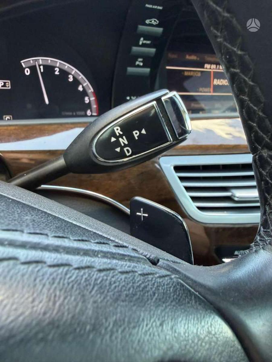 Melns Mercedes-Benz S 350 2010 Marijampole, ar dzinēja tilpumu 2.99 L un nobraukumu 320 tūkst. km par 10999 €, foto 31 vietnē AUTOMOTO.COM.LV