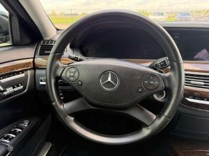 Melns Mercedes-Benz S 350 2010 Marijampole, ar dzinēja tilpumu 2.99 L un nobraukumu 320 tūkst. km par 10999 €, foto 38 vietnē AUTOMOTO.COM.LV