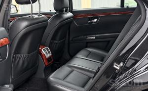 Melns Mercedes-Benz S 350 2010 Rīga, ar dzinēja tilpumu 3.00 L un nobraukumu 319 tūkst. km par 10000 €, foto 15 vietnē AUTOMOTO.COM.LV