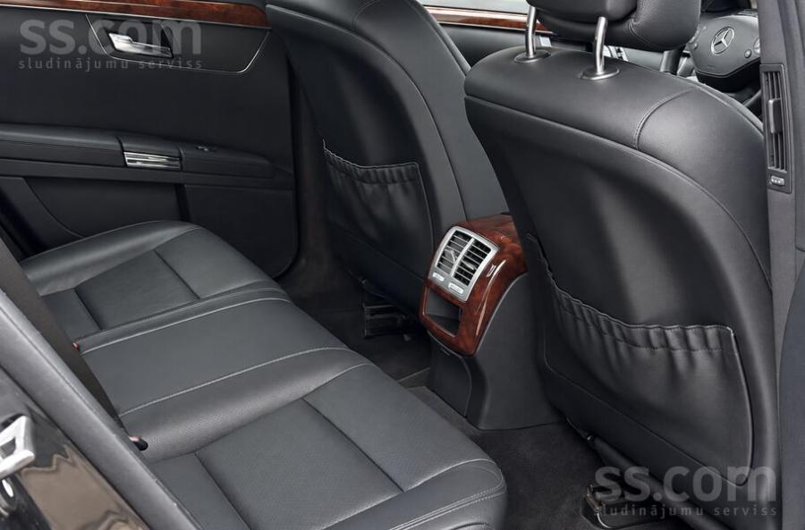 Melns Mercedes-Benz S 350 2010 Rīga, ar dzinēja tilpumu 3.00 L un nobraukumu 319 tūkst. km par 10000 €, foto 16 vietnē AUTOMOTO.COM.LV