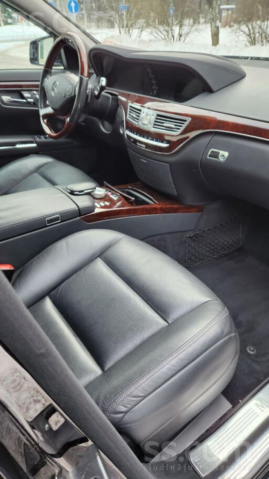 Melns Mercedes-Benz S 350 2011 Rīga, ar dzinēja tilpumu 3.00 L un nobraukumu 266 tūkst. km par 12444 €, foto 6 vietnē AUTOMOTO.COM.LV