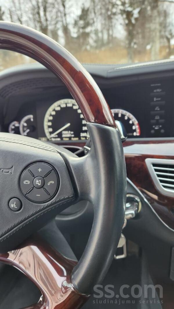 Melns Mercedes-Benz S 350 2011 Rīga, ar dzinēja tilpumu 3.00 L un nobraukumu 266 tūkst. km par 12444 €, foto 6 vietnē AUTOMOTO.COM.LV