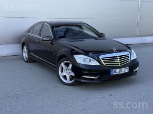 Черный Мерседес С 350 2011 в Рига, объемом двигателя 3.00 л и пробегом 0 тыс. км за 18588 €, фото 3 на AUTOMOTO.COM.LV