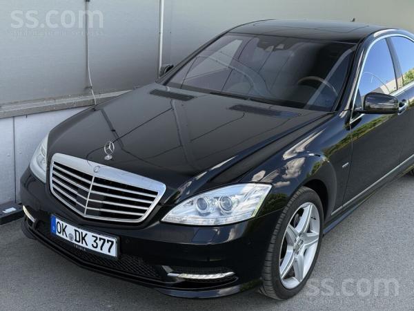 Black Mercedes-Benz S 350 2011 in Riga, with an engine capacity of 3.00 L and mileage of 0 thousand km for 18588 €, photo 9 on AUTOMOTO.COM.LV