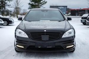 Черный Мерседес С 350 2011 в Лиепая, объемом двигателя 3.00 л и пробегом 240 тыс. км за 16800 €, фото 7 на AUTOMOTO.COM.LV