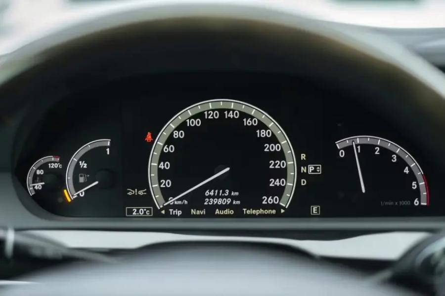 Черный Мерседес С 350 2011 в Лиепая, объемом двигателя 3.00 л и пробегом 240 тыс. км за 16800 €, фото 18 на AUTOMOTO.COM.LV