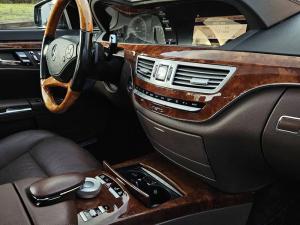 Черный Мерседес С 350 2011 в Екабпилс, объемом двигателя 3.00 л и пробегом 369 тыс. км за 12 €, фото 26 на AUTOMOTO.COM.LV