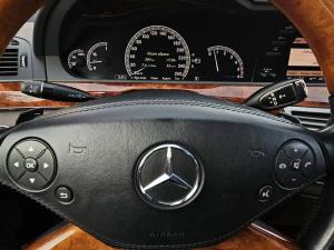 Черный Мерседес С 350 2011 в Екабпилс, объемом двигателя 3.00 л и пробегом 369 тыс. км за 12 €, фото 30 на AUTOMOTO.COM.LV
