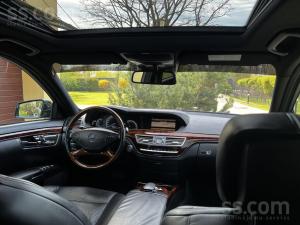 Черный Мерседес С 350 2011 в Рига, объемом двигателя 3.00 л и пробегом 311 тыс. км за 13500 €, фото 11 на AUTOMOTO.COM.LV