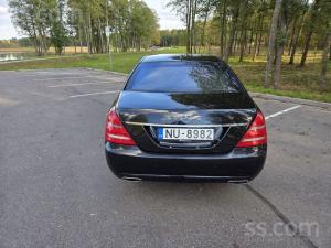 Черный Мерседес С 350 2011 в Даугавпилс, объемом двигателя 3.00 л и пробегом 0 тыс. км за 12999 €, фото 15 на AUTOMOTO.COM.LV