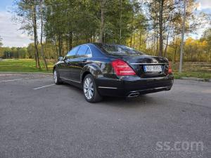 Черный Мерседес С 350 2011 в Даугавпилс, объемом двигателя 3.00 л и пробегом 0 тыс. км за 12999 €, фото 19 на AUTOMOTO.COM.LV