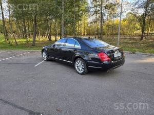 Черный Мерседес С 350 2011 в Даугавпилс, объемом двигателя 3.00 л и пробегом 0 тыс. км за 12999 €, фото 20 на AUTOMOTO.COM.LV