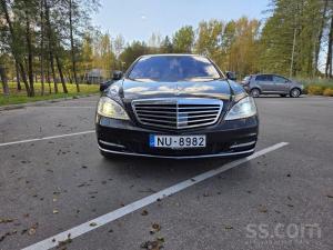 Черный Мерседес С 350 2011 в Даугавпилс, объемом двигателя 3.00 л и пробегом 0 тыс. км за 12999 €, фото 26 на AUTOMOTO.COM.LV