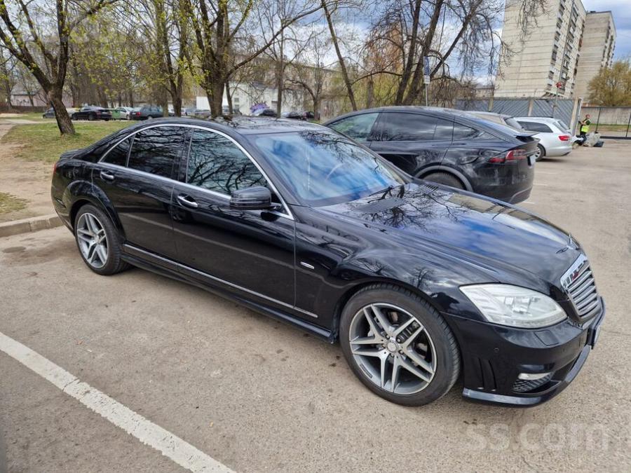 Melns Mercedes-Benz S 350 2011 Rīga, ar dzinēja tilpumu 3.00 L un nobraukumu 217 tūkst. km par 12000 €, foto 7 vietnē AUTOMOTO.COM.LV