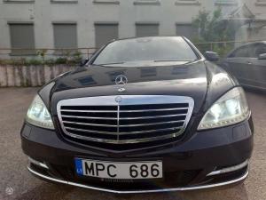 Черный Мерседес С 350 2011 в Вильнюс, объемом двигателя 2.99 л и пробегом 291 тыс. км за 10500 €, фото 16 на AUTOMOTO.COM.LV