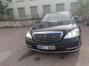Черный Мерседес С 350 2011 в Вильнюс, объемом двигателя 2.99 л и пробегом 291 тыс. км за 10500 €, фото 19 на AUTOMOTO.COM.LV