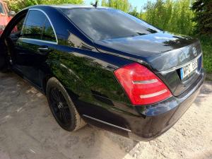 Черный Мерседес С 350 2011 в Вильнюс, объемом двигателя 2.99 л и пробегом 291 тыс. км за 10500 €, фото 35 на AUTOMOTO.COM.LV