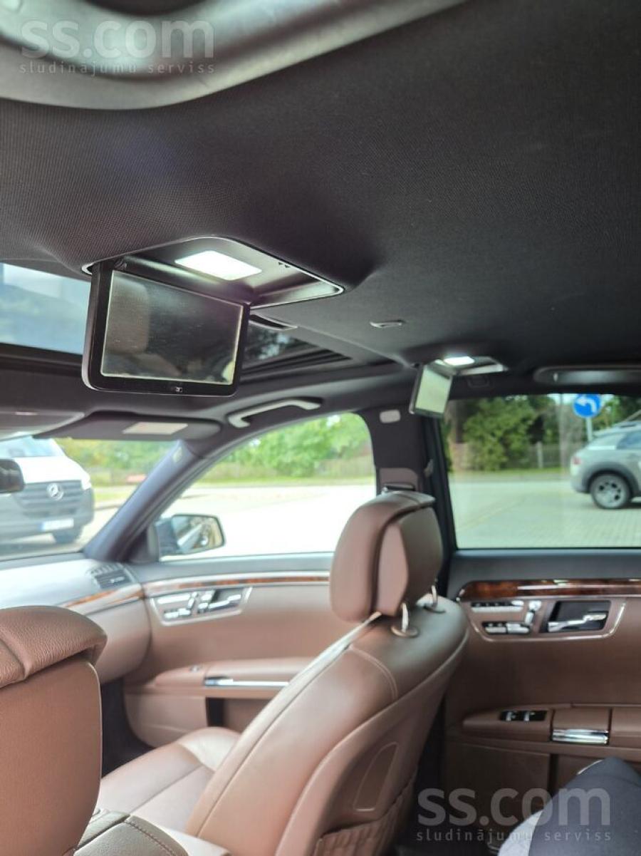 Black Mercedes-Benz S 350 2011 in Ventspils, with an engine capacity of 3.00 L and mileage of 261 thousand km for 12650 €, photo 22 on AUTOMOTO.COM.LV