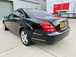 Melns Mercedes-Benz S 350 2011 Raseiniai, ar dzinēja tilpumu 2.99 L un nobraukumu 195 tūkst. km par 4800 €, foto 13 vietnē AUTOMOTO.COM.LV