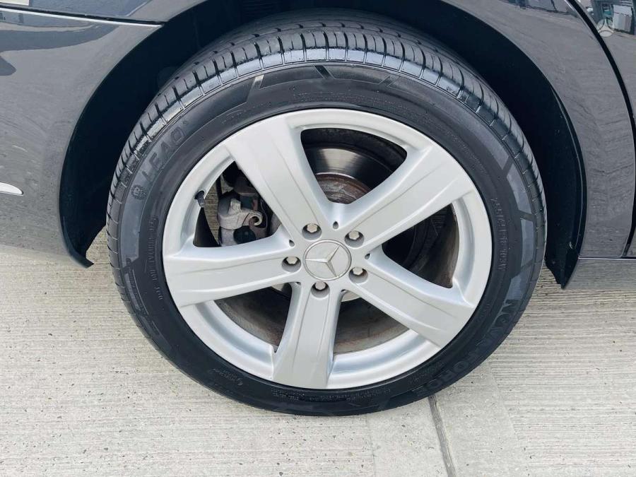Melns Mercedes-Benz S 350 2011 Raseiniai, ar dzinēja tilpumu 2.99 L un nobraukumu 195 tūkst. km par 4800 €, foto 20 vietnē AUTOMOTO.COM.LV