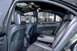 Melns Mercedes-Benz S 350 2011 Rīga, ar dzinēja tilpumu 2.99 L un nobraukumu 209 tūkst. km par 18588 €, foto 13 vietnē AUTOMOTO.COM.LV