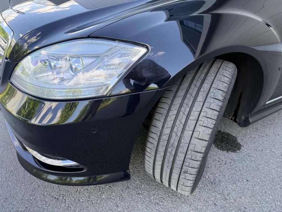 Melns Mercedes-Benz S 350 2011 Rīga, ar dzinēja tilpumu 2.99 L un nobraukumu 209 tūkst. km par 18588 €, foto 33 vietnē AUTOMOTO.COM.LV