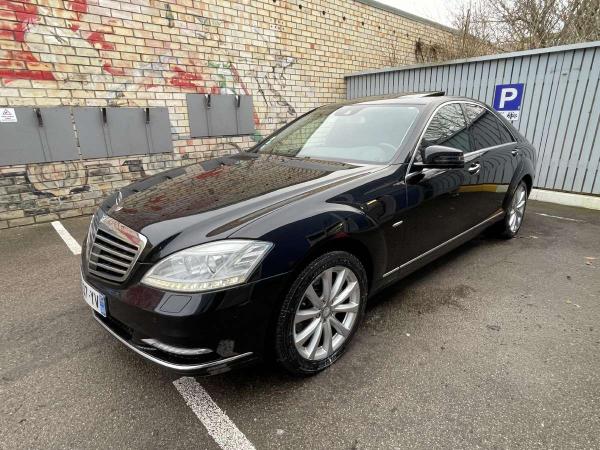 Melns Mercedes-Benz S 350 2012 Rīga, ar dzinēja tilpumu 2.99 L un nobraukumu 313 tūkst. km par 11600 €, foto 1 vietnē AUTOMOTO.COM.LV