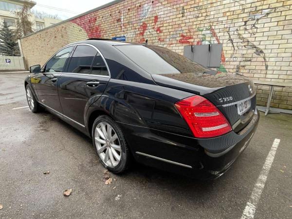 Melns Mercedes-Benz S 350 2012 Rīga, ar dzinēja tilpumu 2.99 L un nobraukumu 313 tūkst. km par 11600 €, foto 2 vietnē AUTOMOTO.COM.LV
