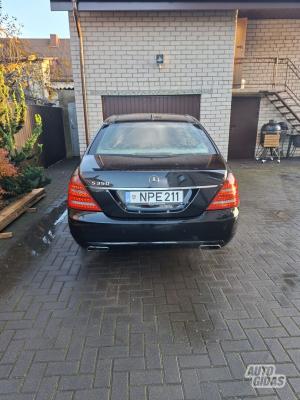 Melns Mercedes-Benz S 350 2012 Kauņa, ar dzinēja tilpumu 3.00 L un nobraukumu 380 tūkst. km par 12900 €, foto 5 vietnē AUTOMOTO.COM.LV