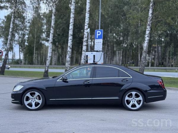 Mercedes-Benz S 350 2012 Rīga vietnē Melns Mercedes-Benz S 350 2012 Rīga, ar dzinēja tilpumu 3.00 L un nobraukumu 230 tūkst. km par 13400 €, foto 8 vietnē AUTOMOTO.COM.LV