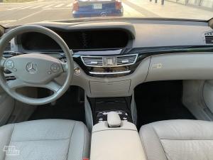 Черный Мерседес С 350 2012 в Вильнюс, объемом двигателя 3.00 л и пробегом 180 тыс. км за 12900 €, фото 6 на AUTOMOTO.COM.LV