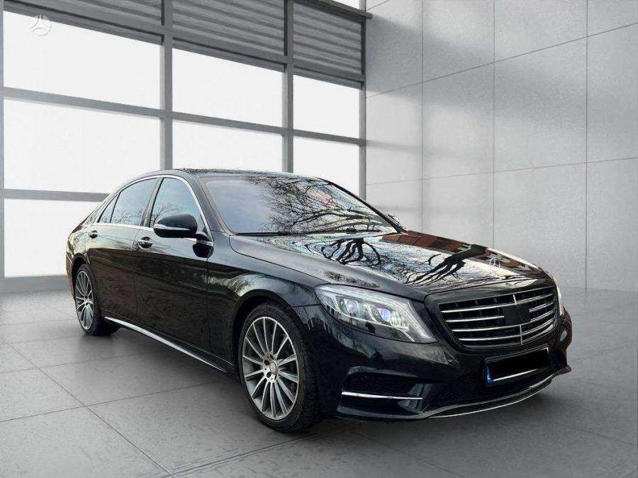 Melns Mercedes-Benz S 350 2013 Kauņa, ar dzinēja tilpumu 2.99 L un nobraukumu 296 tūkst. km par 17900 €, foto 2 vietnē AUTOMOTO.COM.LV
