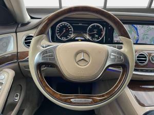 Melns Mercedes-Benz S 350 2013 Kauņa, ar dzinēja tilpumu 2.99 L un nobraukumu 296 tūkst. km par 17900 €, foto 22 vietnē AUTOMOTO.COM.LV