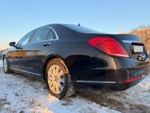 Black Mercedes-Benz S 350 2013 in Vilnius, with an engine capacity of 2.99 L and mileage of 357 thousand km for 16990 €, photo 6 on AUTOMOTO.COM.LV