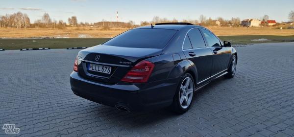 Melns Mercedes-Benz S 350 2013 Šauļi, ar dzinēja tilpumu 3.00 L un nobraukumu 166 tūkst. km par 13500 €, foto 7 vietnē AUTOMOTO.COM.LV