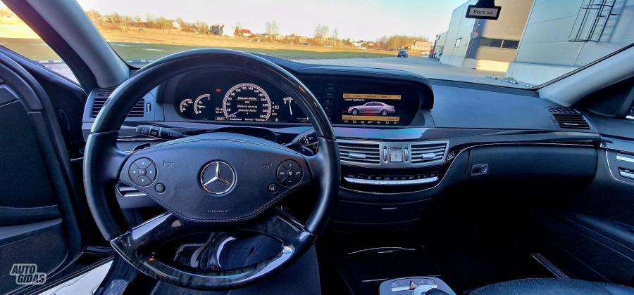 Melns Mercedes-Benz S 350 2013 Šauļi, ar dzinēja tilpumu 3.00 L un nobraukumu 166 tūkst. km par 13500 €, foto 29 vietnē AUTOMOTO.COM.LV