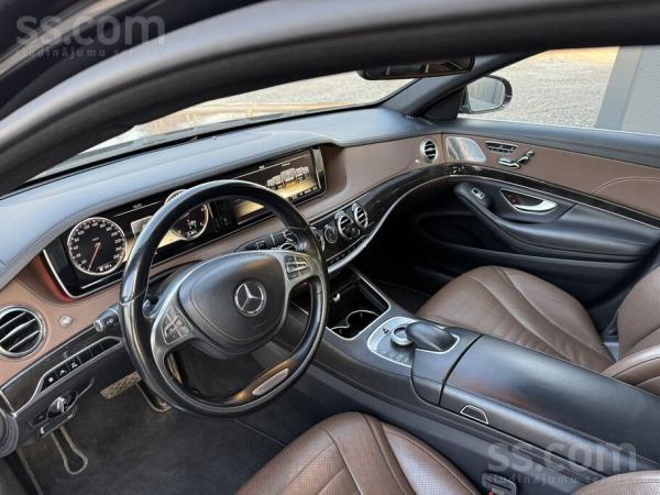 Black Mercedes-Benz S 350 2013 in Valmiera, with an engine capacity of 3.00 L and mileage of 335 thousand km for 23500 €, photo 8 on AUTOMOTO.COM.LV