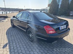 Melns Mercedes-Benz S 350 2013 Jūrmala, ar dzinēja tilpumu 3.50 L un nobraukumu 147 tūkst. km par 17900 €, foto 7 vietnē AUTOMOTO.COM.LV