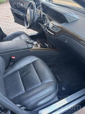 Melns Mercedes-Benz S 350 2013 Jūrmala, ar dzinēja tilpumu 3.50 L un nobraukumu 147 tūkst. km par 17900 €, foto 14 vietnē AUTOMOTO.COM.LV