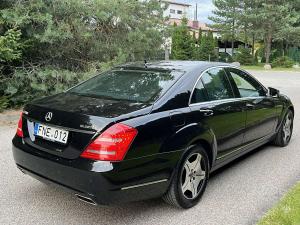 Черный Мерседес С 350 2013 в Вильнюс, объемом двигателя 2.99 л и пробегом 280 тыс. км за 10500 €, фото 12 на AUTOMOTO.COM.LV