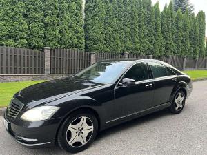 Черный Мерседес С 350 2013 в Вильнюс, объемом двигателя 2.99 л и пробегом 280 тыс. км за 10500 €, фото 13 на AUTOMOTO.COM.LV