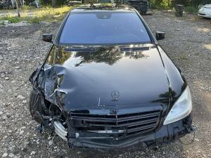 Melns Mercedes-Benz S 350 2013 Kaišiadorys, ar dzinēja tilpumu 2.99 L un nobraukumu 298 tūkst. km par 5555 €, foto 13 vietnē AUTOMOTO.COM.LV
