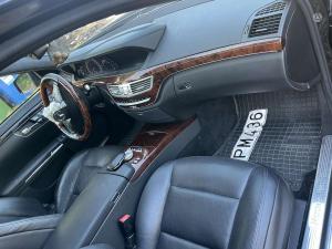 Melns Mercedes-Benz S 350 2013 Kaišiadorys, ar dzinēja tilpumu 2.99 L un nobraukumu 298 tūkst. km par 5555 €, foto 33 vietnē AUTOMOTO.COM.LV