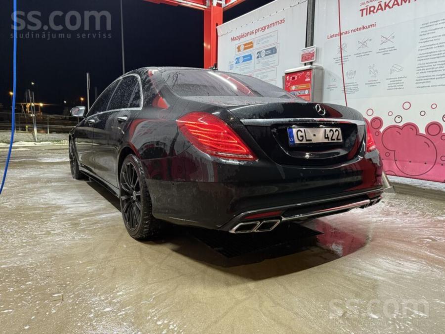 Melns Mercedes-Benz S 350 2014 Valmiera, ar dzinēja tilpumu 3.00 L un nobraukumu 331 tūkst. km par 28000 €, foto 4 vietnē AUTOMOTO.COM.LV