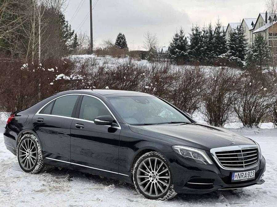Melns Mercedes-Benz S 350 2014 Viļņa, ar dzinēja tilpumu 2.99 L un nobraukumu 317 tūkst. km par 17900 €, foto 1 vietnē AUTOMOTO.COM.LV