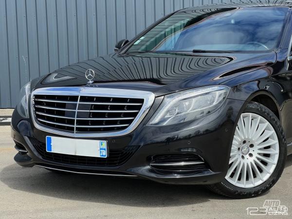 Черный Мерседес С 350 2014 в Таураге, объемом двигателя 3.00 л и пробегом 225 тыс. км за 19900 €, фото 2 на AUTOMOTO.COM.LV